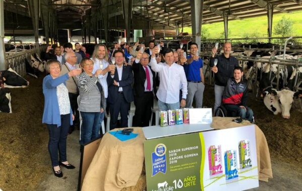 Lacturale obtiene galardones por su calidad en su décimo aniversario ...